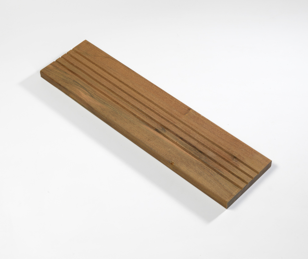 Lame de terrasse IPE 1 face lisse/1 face rainurée - 21x145 - Longueur 4.90m